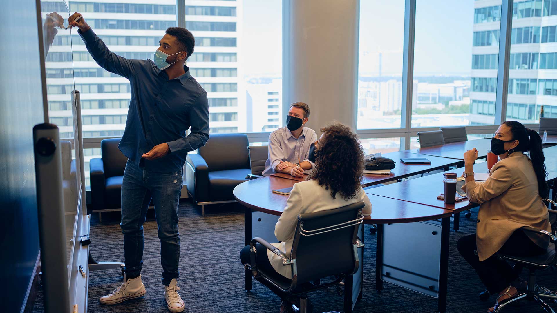 8 Tips for More Effective Meetings | Crucial Learning