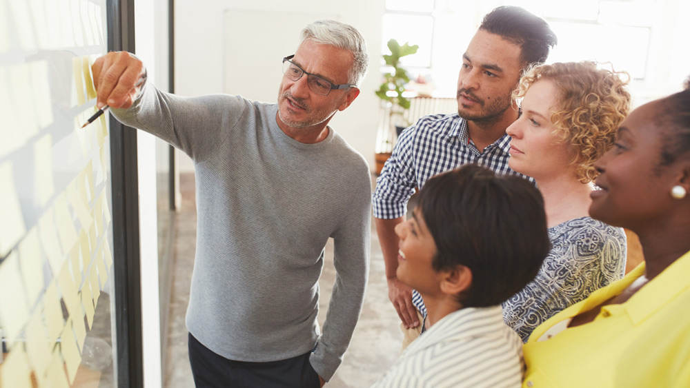 How to Lead a Struggling Team | Crucial Learning